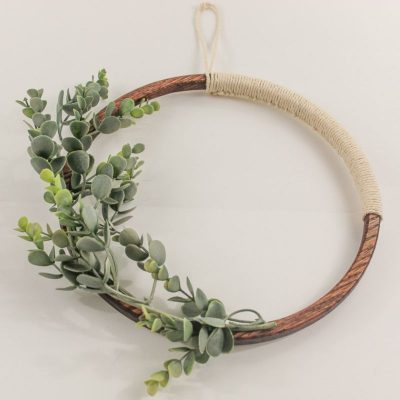 Simple Modern Macrame Wreath Tutorial - Macra-Made