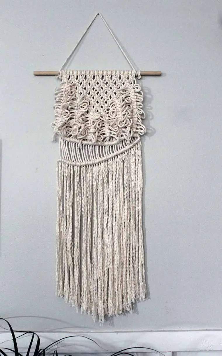 Macrame Wall Hanging with Square Knots - Macra-Made